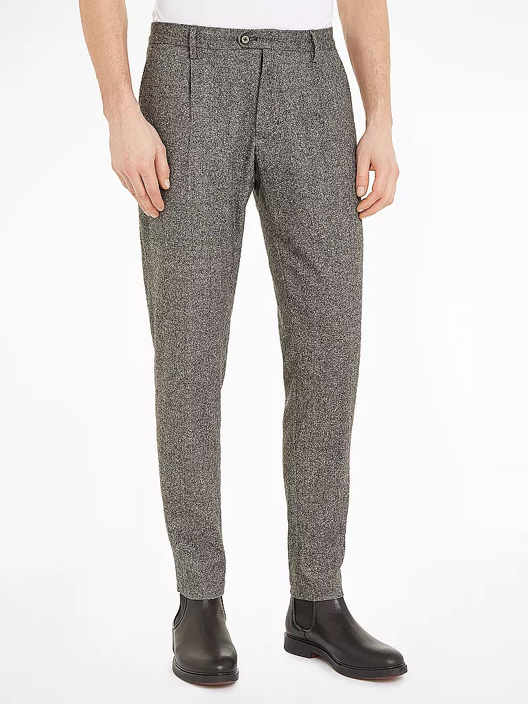 Tommy hilfiger hampton slim chino store